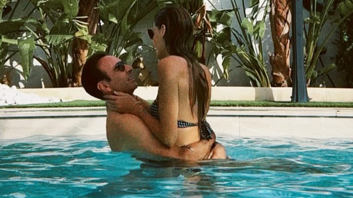 Enrique Ponce y Ana Soria disfrutan su romance en la piscina - CONGRESODIARIO