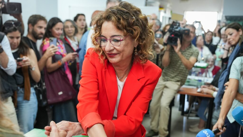 Montero gana el voto CERA y Moreno las elecciones andaluzas ...